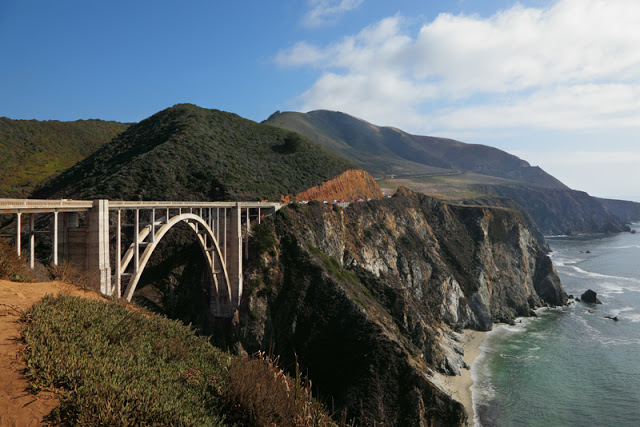 The magnificent bridge on coastal highway of rocky and steep Pacific ...